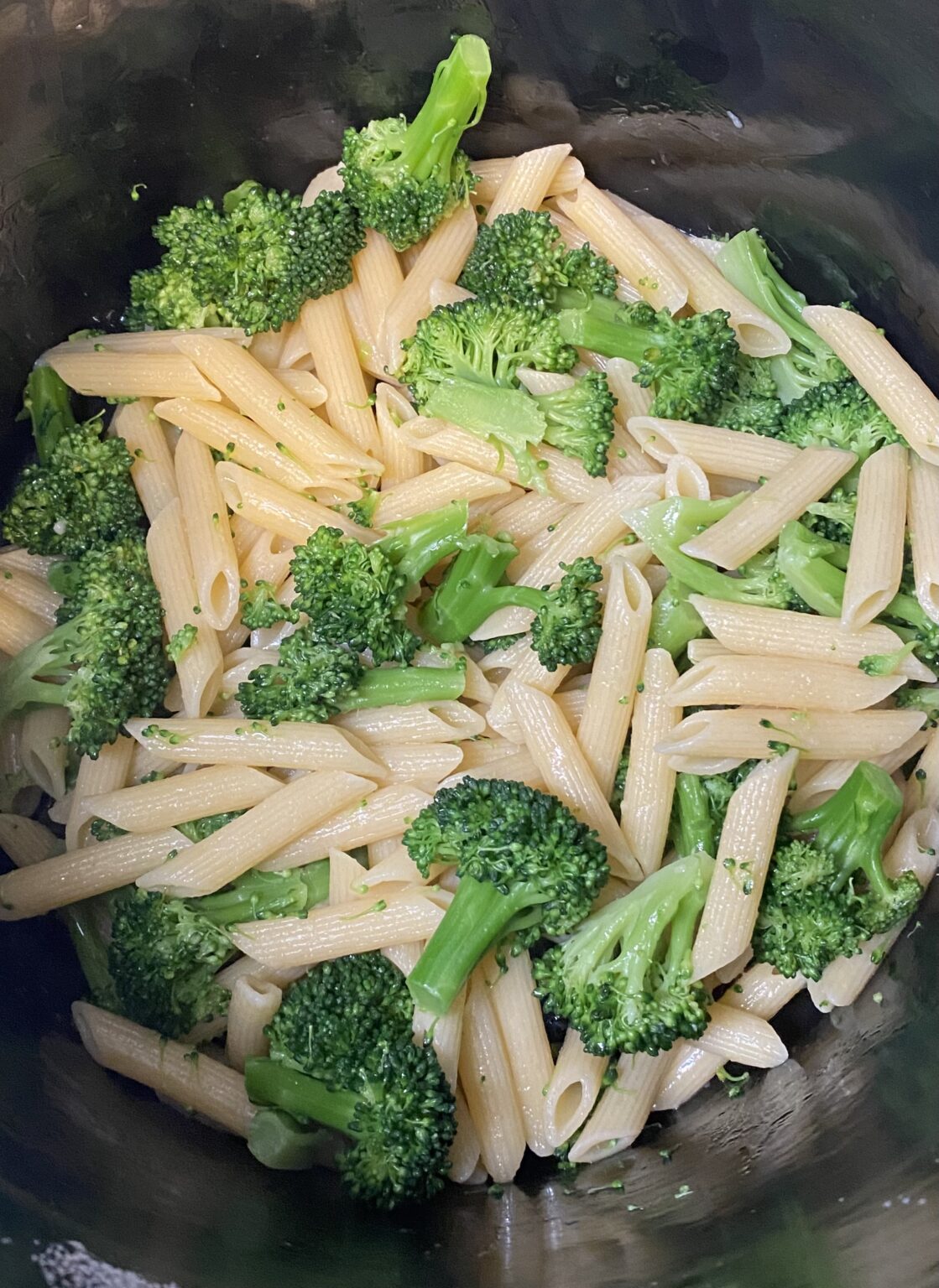 One Pot Vegan Lemon Pasta with Broccoli - Audrey Dunham